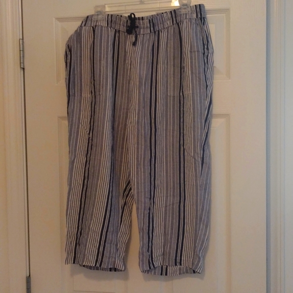 Coral Bay | Pants & Jumpsuits | 525 Coral Bay Linen Blend Capri Length ...